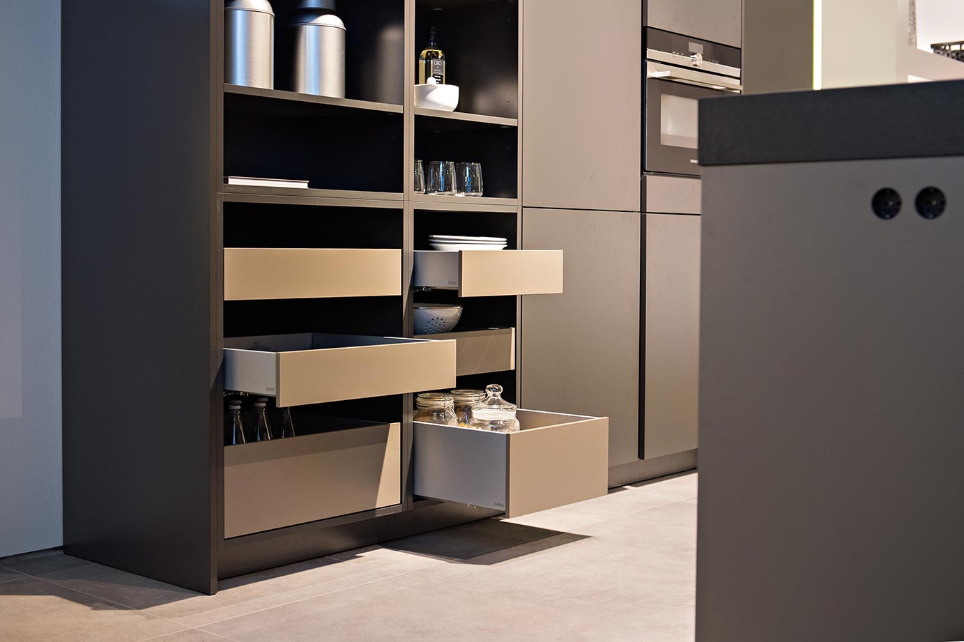 Honderden complete keukens online, met apparatuur. - DB Keukens